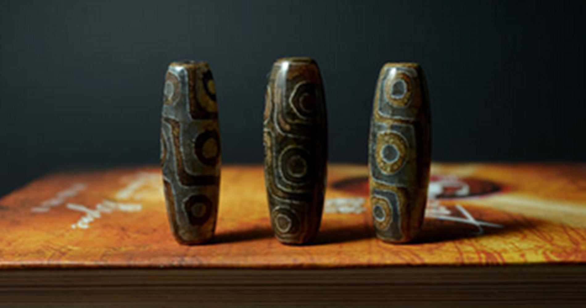 Why Use Dzi Beads And How To Wear It? – uk.buddhastoneshop